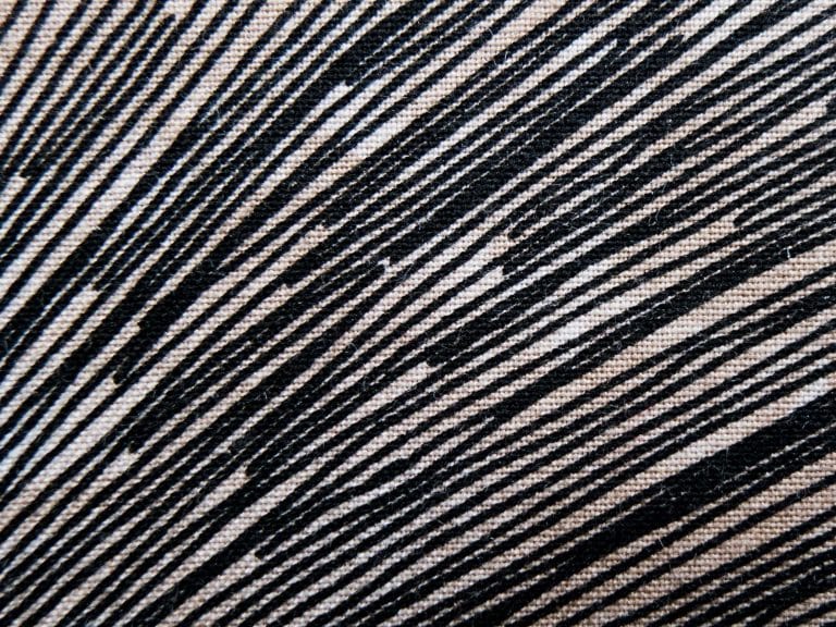 The Best Paper for Ink Drawing: 10 Sheets That Work Wonders - Artsydee ...