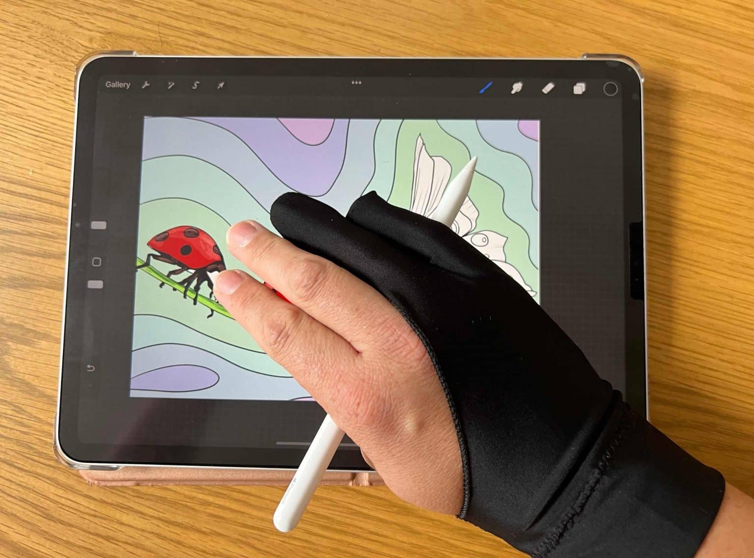 Gloves for Drawing on Ipad | 9 Best Options (2023) – Artsydee – Drawing ...