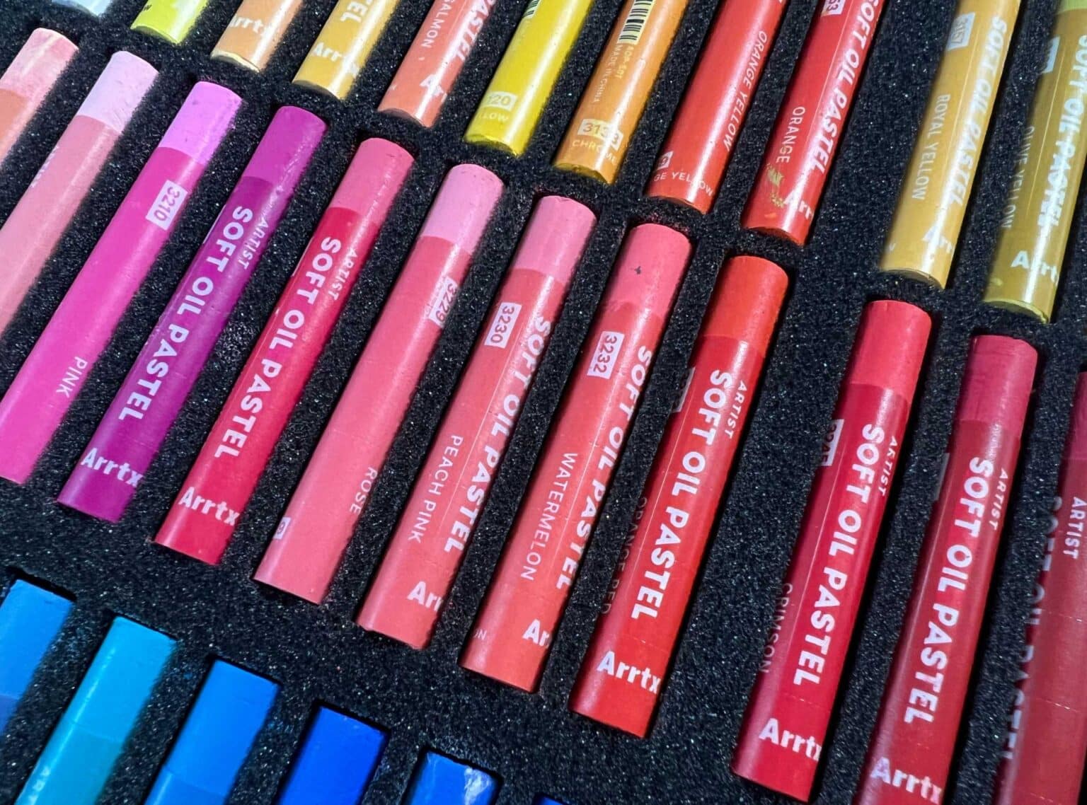 The Best Soft Oil Pastels for Artists: A Review of Arrtx Oil Pastels ...